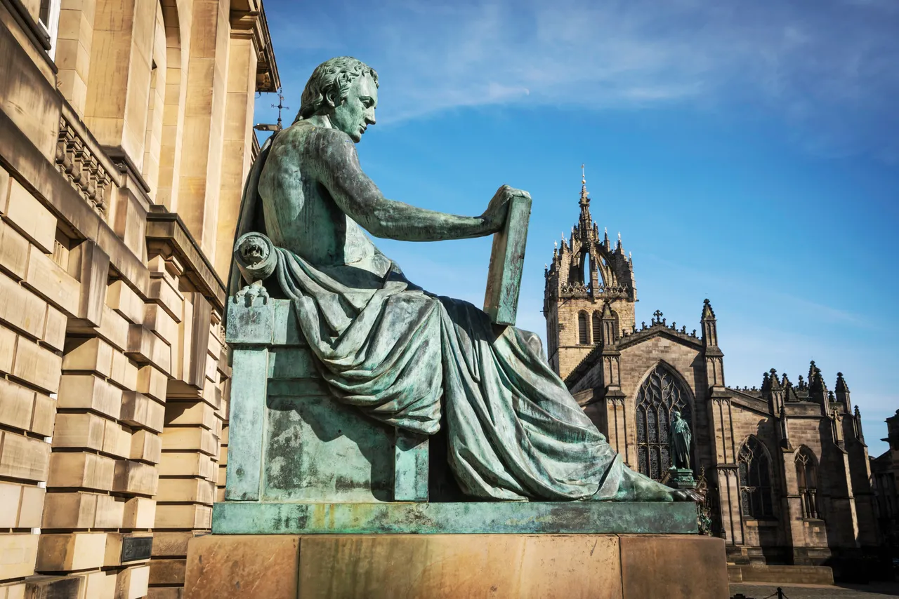 David Hume statue on The Royal Mile